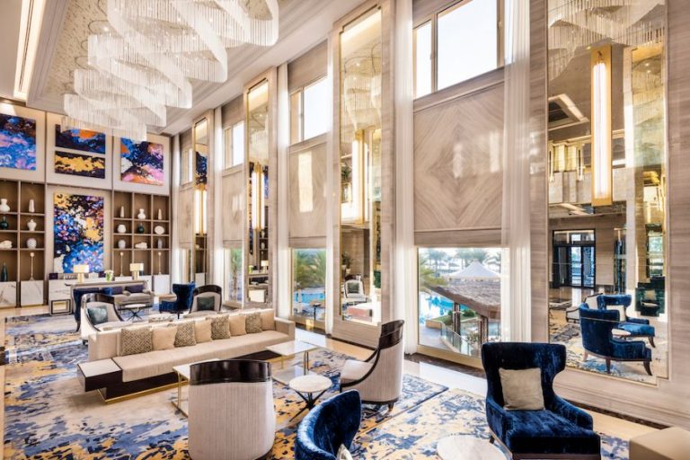 20 Breathtaking Hotel Lobbies From Around the World | Hotel Interior ...
