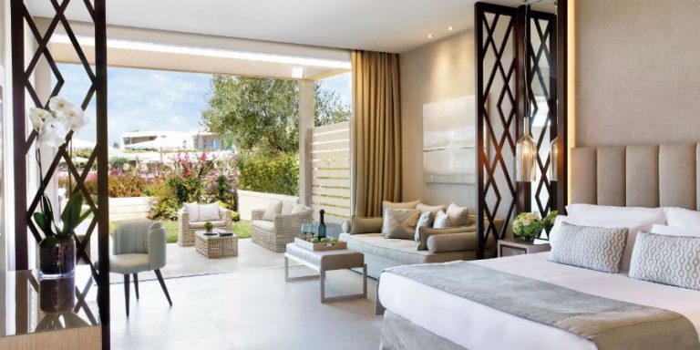 TripAdvisor Travellers Choice 2021: The Top 10 Best Hotels Worldwide ...